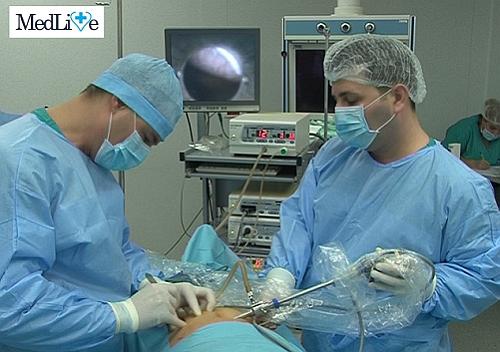 VIDEO Operatia de hernie inghinala cu abord laparoscopic, realizata de ...