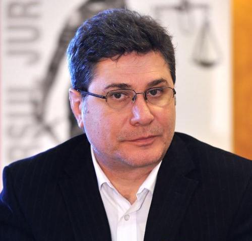 Mario-Ovidiu Oprea preia functia de lider al grupului PNL din Senat de ...