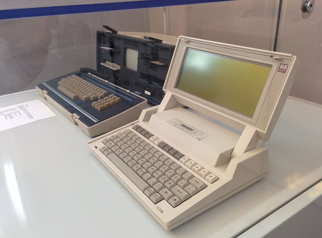 FOTOGALERIE Despre vechi masini de calcul si despre istoria PC-urilor ...