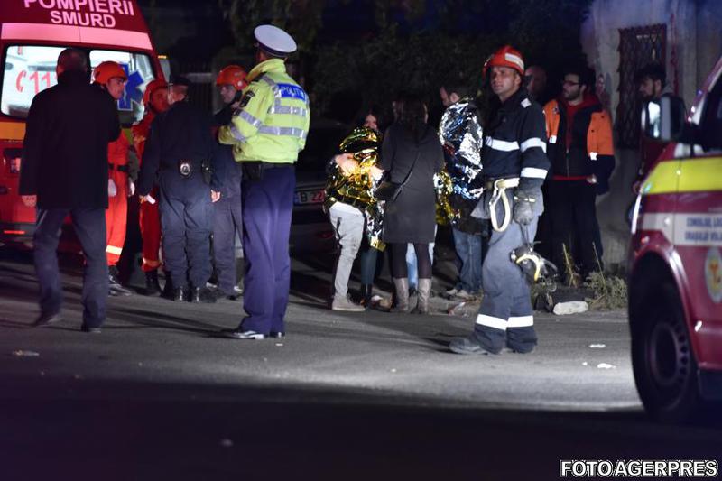 Cea mai mare tragedie din Bucuresti: Incendiu in clubul Colectiv - 27 ...