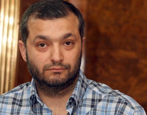 Dan Andronic pe Facebook: M-am intalnit cu Sebastian Ghita la Belgrad ...