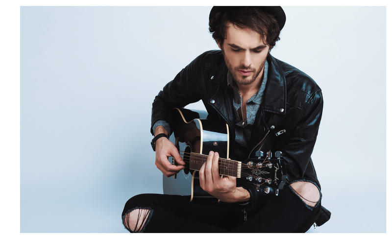 Cadou de Sfantul Valentin: INTERVIU cu Mihail, basarabeanul care rupe ...