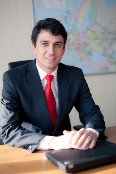 Mandatul lui Vasile-Gabriel Manole in functia de director economic al ...