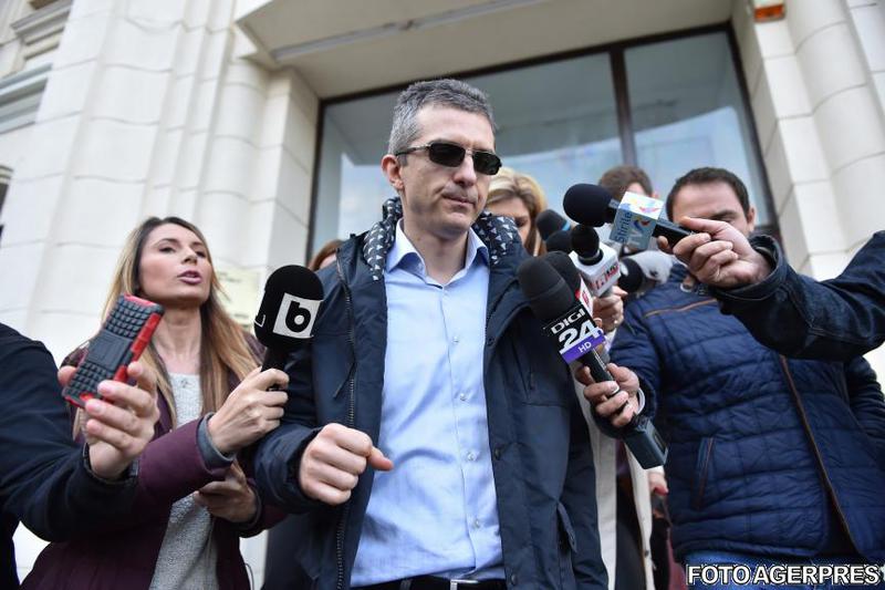 Procurorii au gasit un schimb de mesaje intre Dan Condrea si sotia sa ...