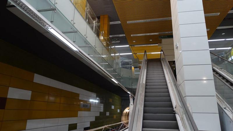 FOTOGALERIE Imagini cu stațiile de metrou de pe Magistrala 5 din Drumul ...