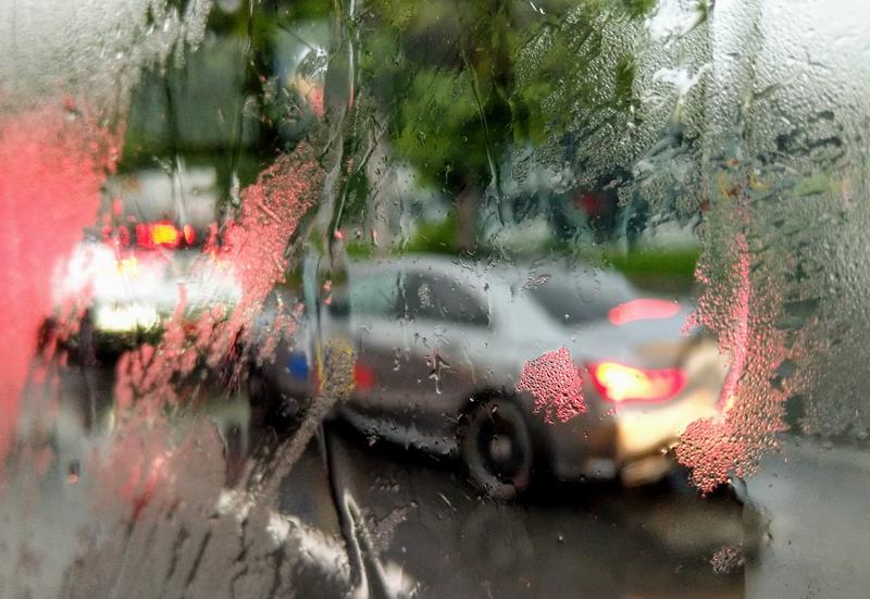 Informare meteo de ploi pentru toată țara, valabilă până marți noapte ...