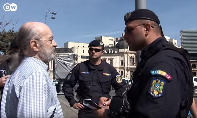 VIDEO Revoluția continuă: Despre „Tatae” Jean Chelba și „rezistenții ...