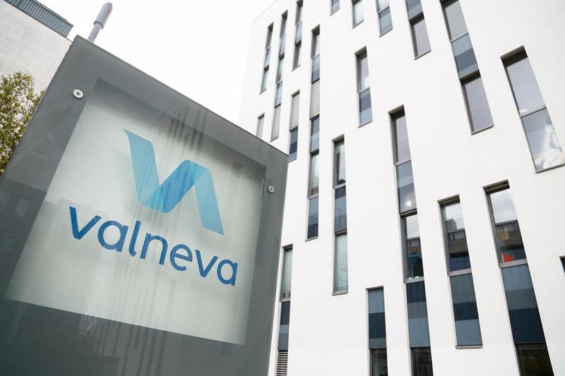 Vaccinul Valneva cu virus întreg a obținut rezultate ”impresionante” în ...