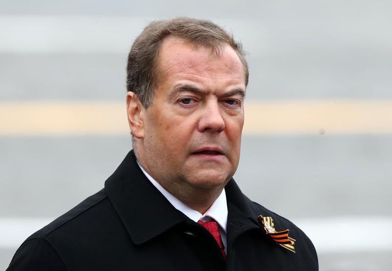Dmitri Medvedev ia în vizor o nouă țară NATO: „Pregăteşte un război cu ...