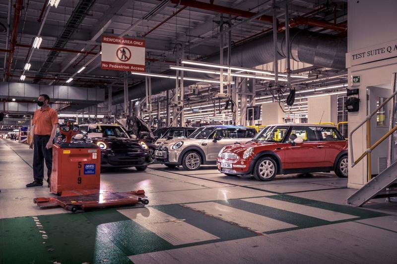 Producția auto din Marea Britanie a ajuns la cel scăzut nivel din ...