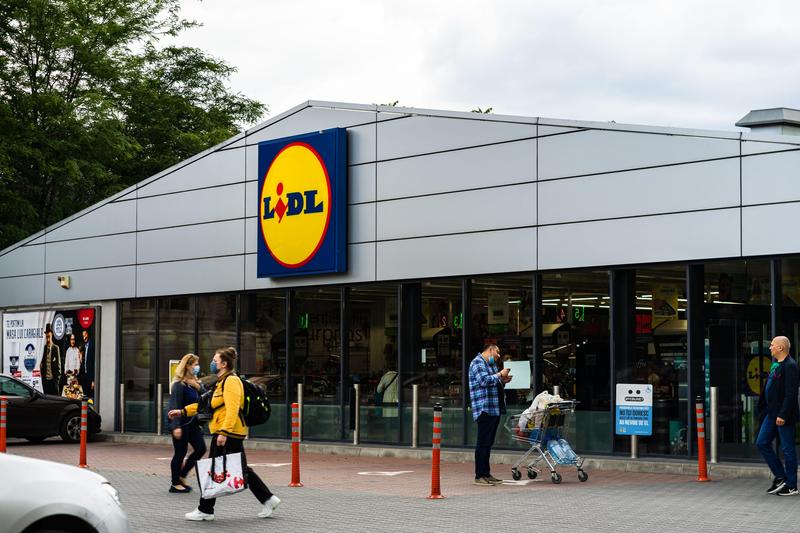 Zeci de magazine Lidl, închise temporar / Amenzi de peste 7 milioane de ...