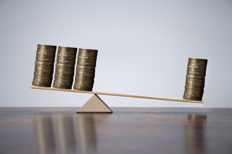 Inflația a coborât la 8,8%. De ce nu simțim scăderea în portofele ...