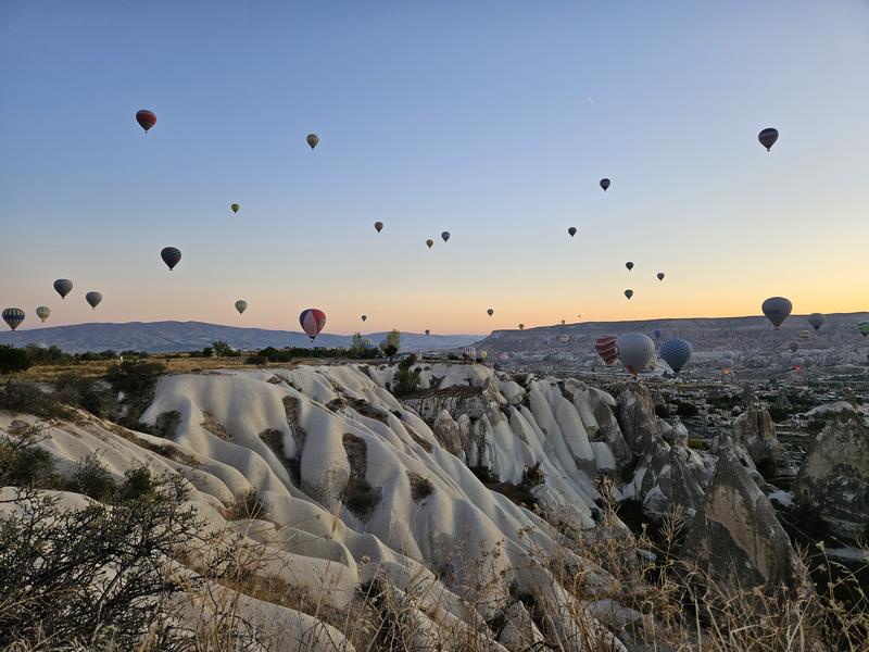 FOTO/VIDEO Aventură în Cappadocia: de la baloane cu aer cald, la ...
