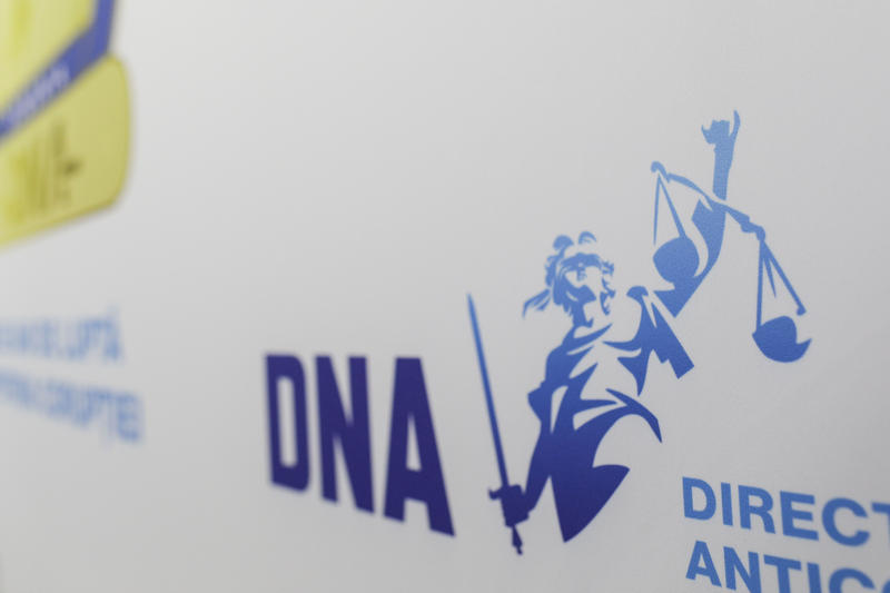Șase persoane, reținute în dosarul DNA de la Consiliul Județean ...