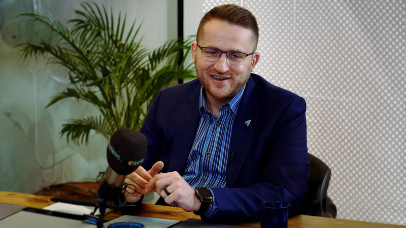 PODCAST „Frumusețea în România este că încă mai e totul de făcut”. Dan ...