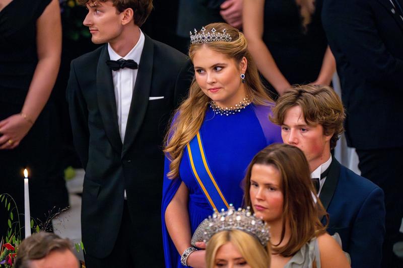 Prințesa Amalia a Olandei s-a ascuns timp de un an de zile din cauza ...