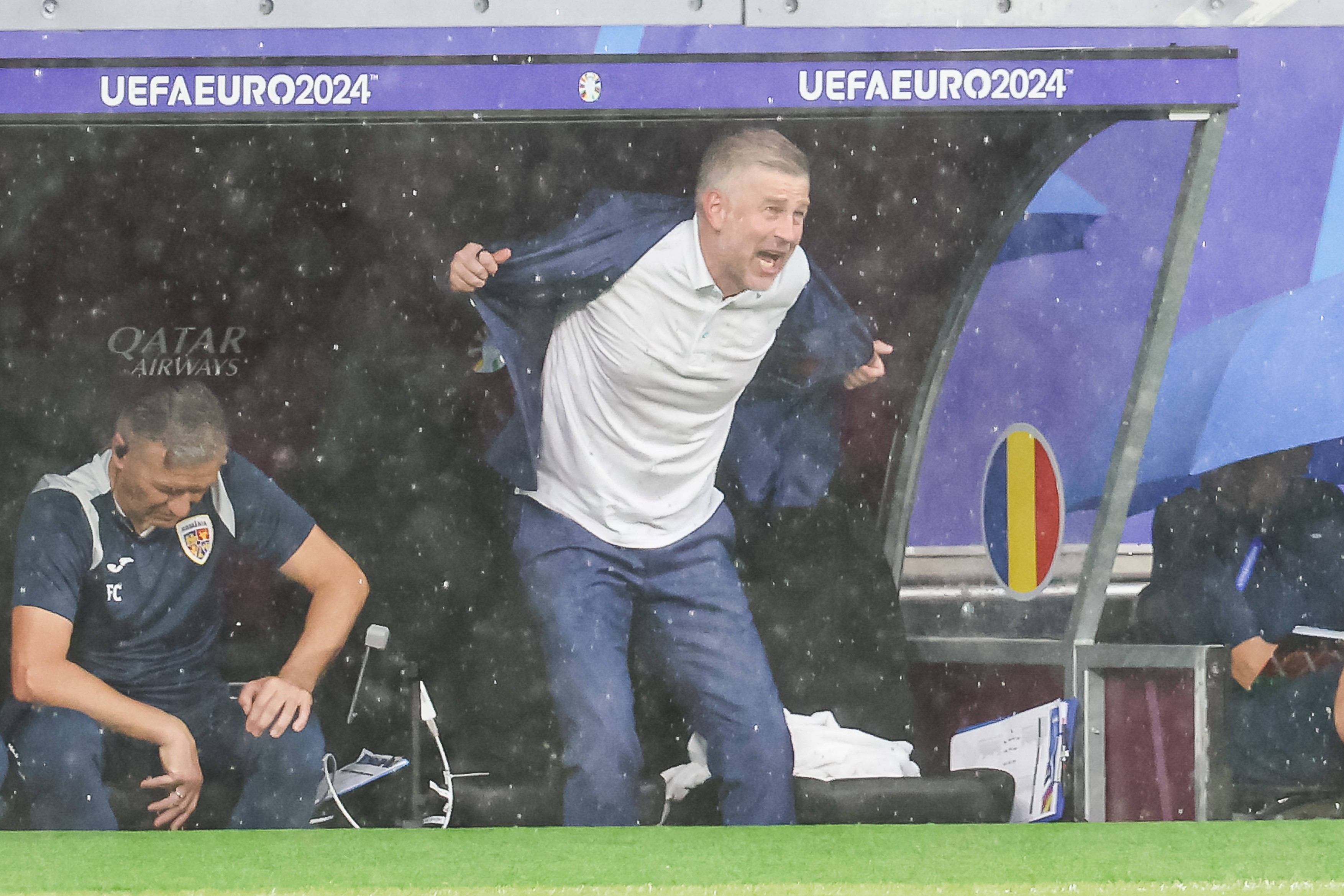 Prima reacție a lui Edward Iordănescu după calificarea României în ...