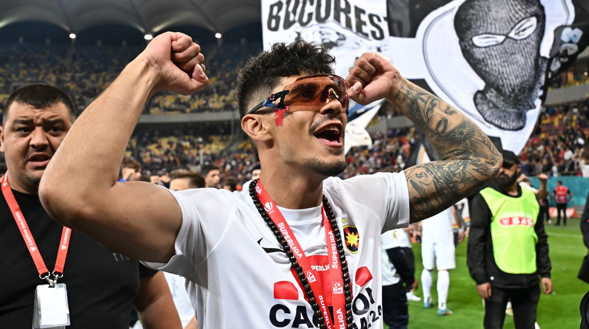 FCSB îl vinde pe Florinel Coman pentru o sumă mai mare de 5 milioane de ...