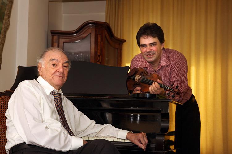 Noul pian Steinway al Salii Radio va fi inaugurat de Valentin Gheorghiu ...
