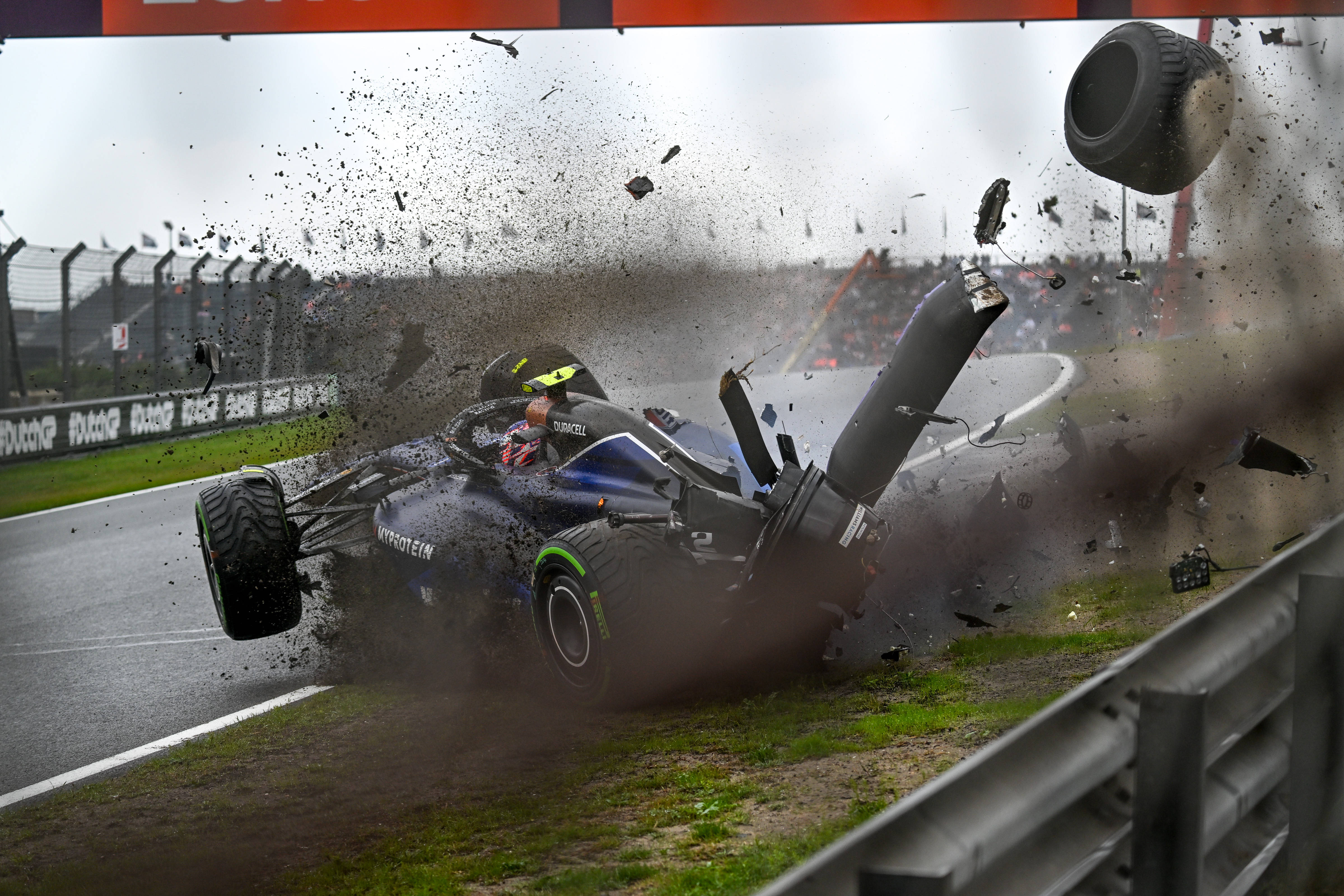 VIDEO Formula 1: Accident grav în Marele Premiu al Olandei cu un ...