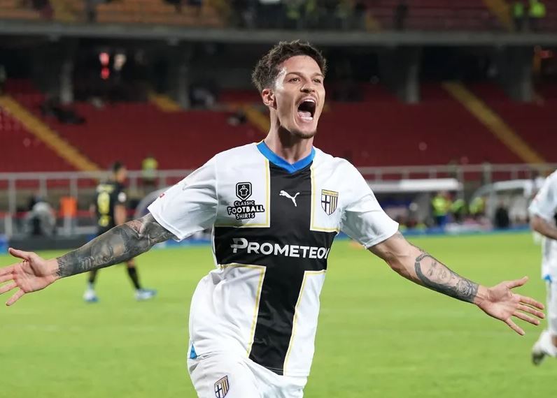 Suma de transfer pentru Denis Man s-a dublat, ajungând cea mai mare din ...