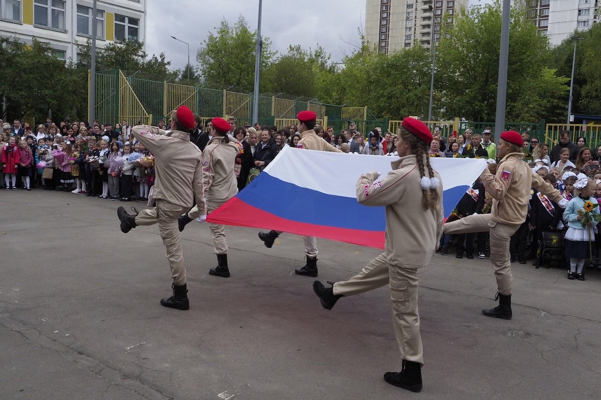 Lumea devine din ce în ce mai mică pentru elevii ruși. Secțiuni întregi ...