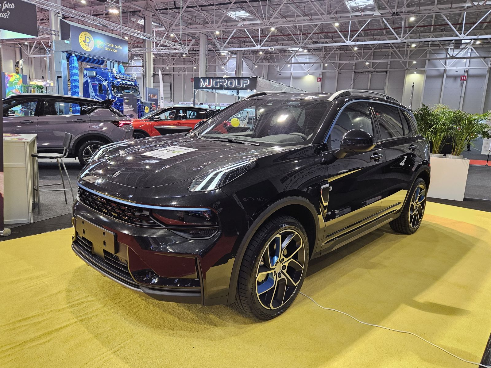 FOTO Cum arată câteva dintre mașinile chinezești care se vând în ...