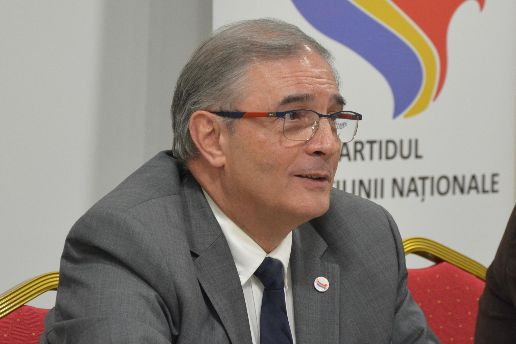 Silviu Predoiu, fost nr.2 în SIE, și-a depus candidatura la alegerile ...