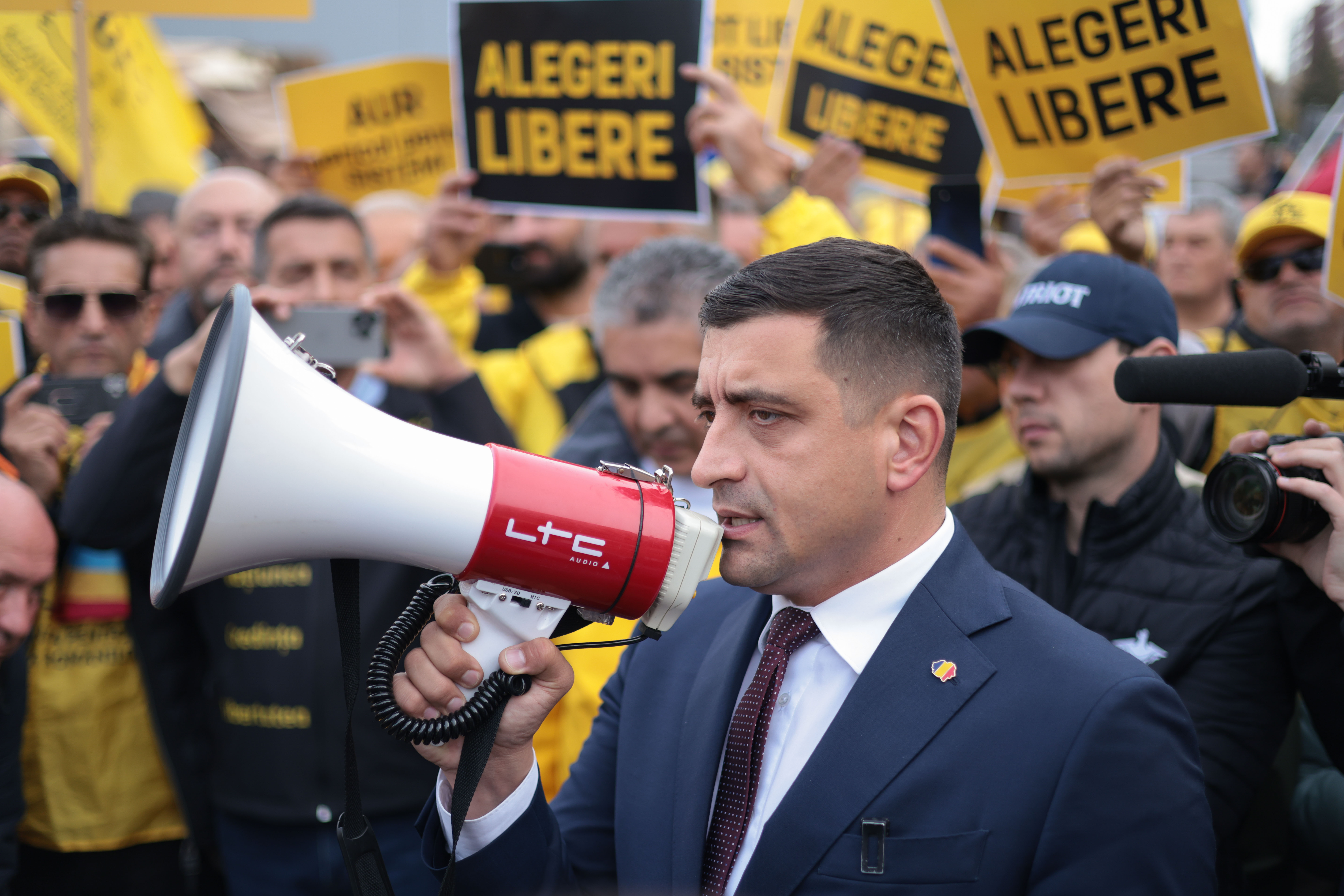 George Simion anunță că AUR participă la primul protest din acest an al ...