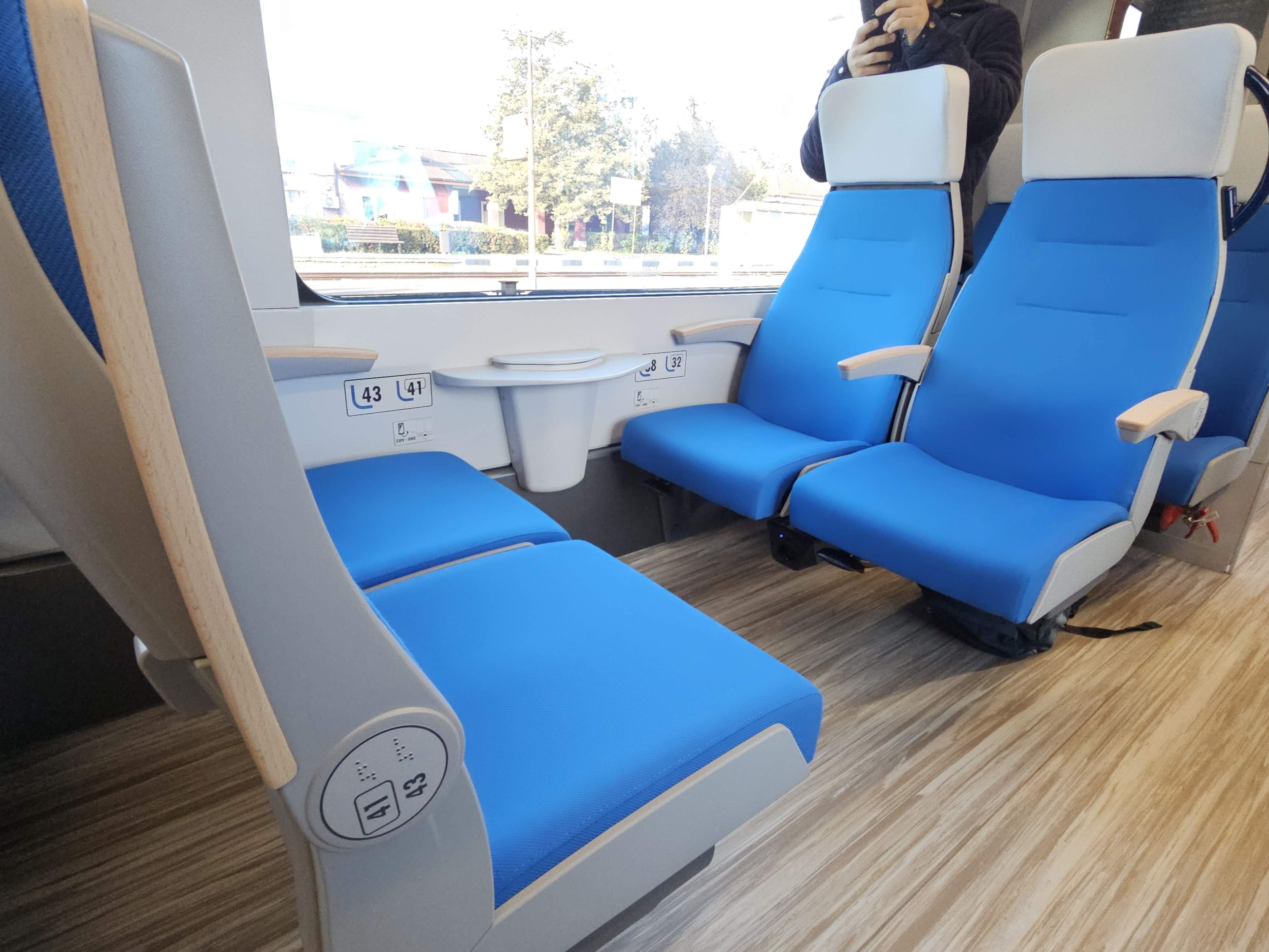 FOTO Cum este călătoria cu noul tren de la Alstom și ce diferă față de ...
