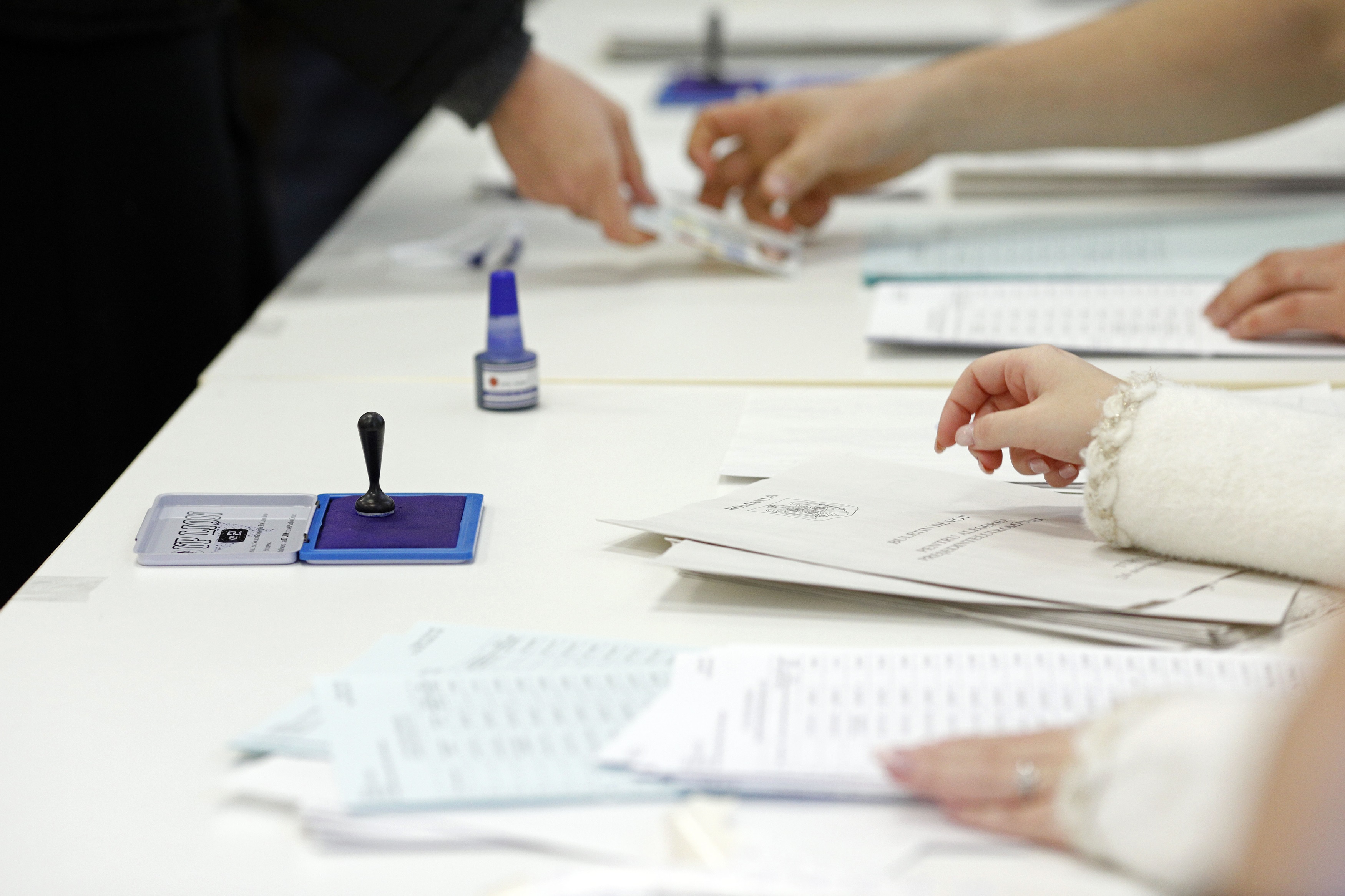 Alegeri prezidențiale 2025: Calendarul electoral a fost aprobat de ...