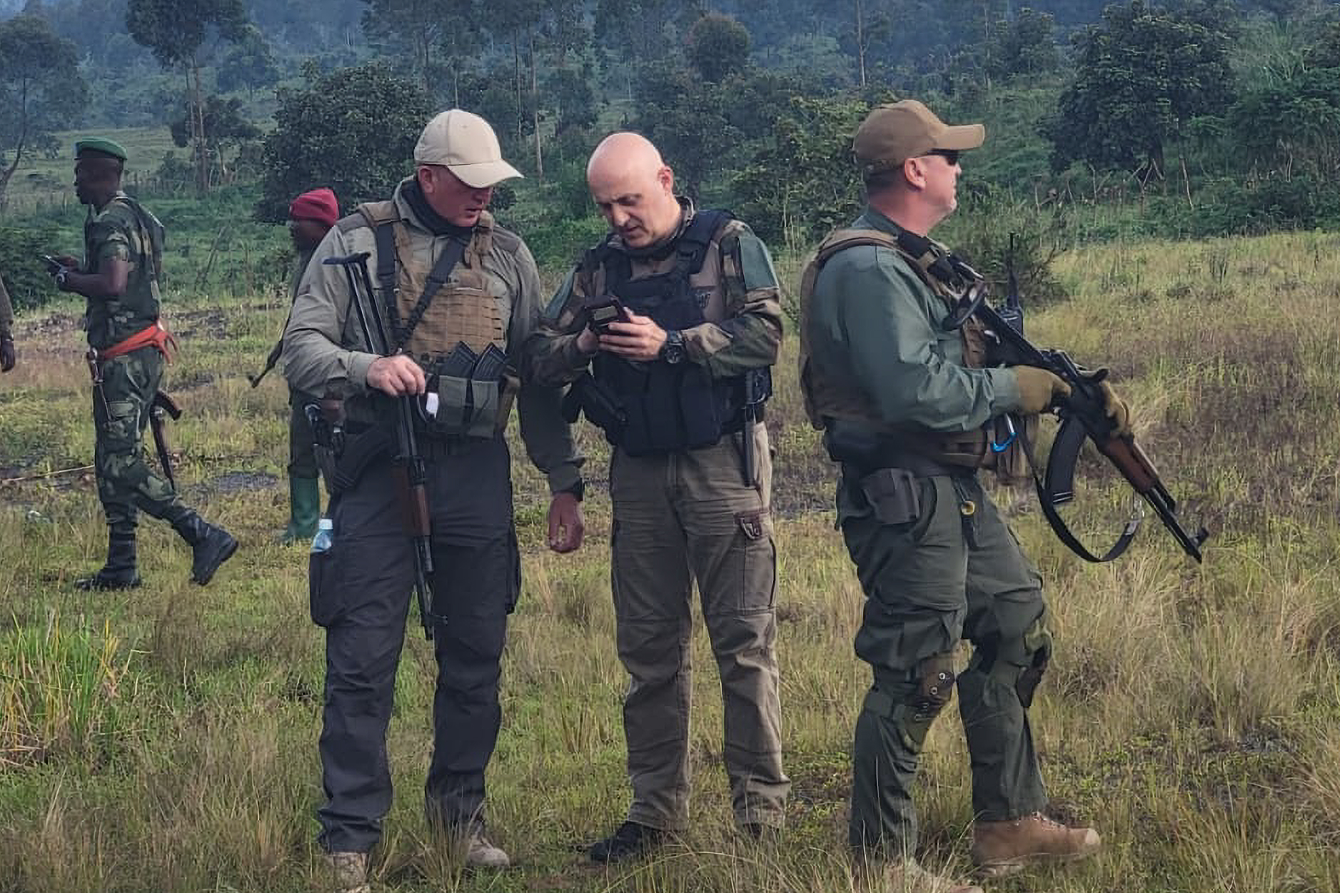 Horațiu Potra și 20 de mercenari de elită, pregătiți tactic să creeze ...