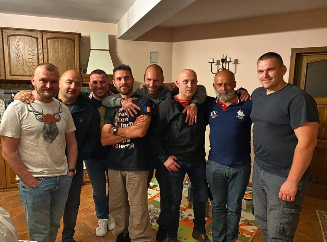 Horațiu Potra și apropiații săi, opriți în trafic. Pistoale și arme ...