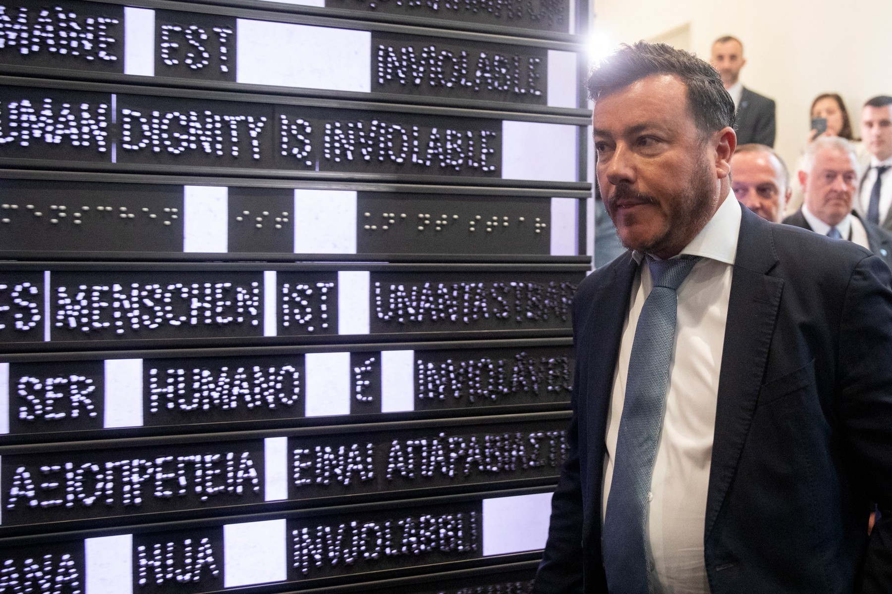 Austria suspectează că miliardarul căzut în dizgrație Rene Benko a fost ...