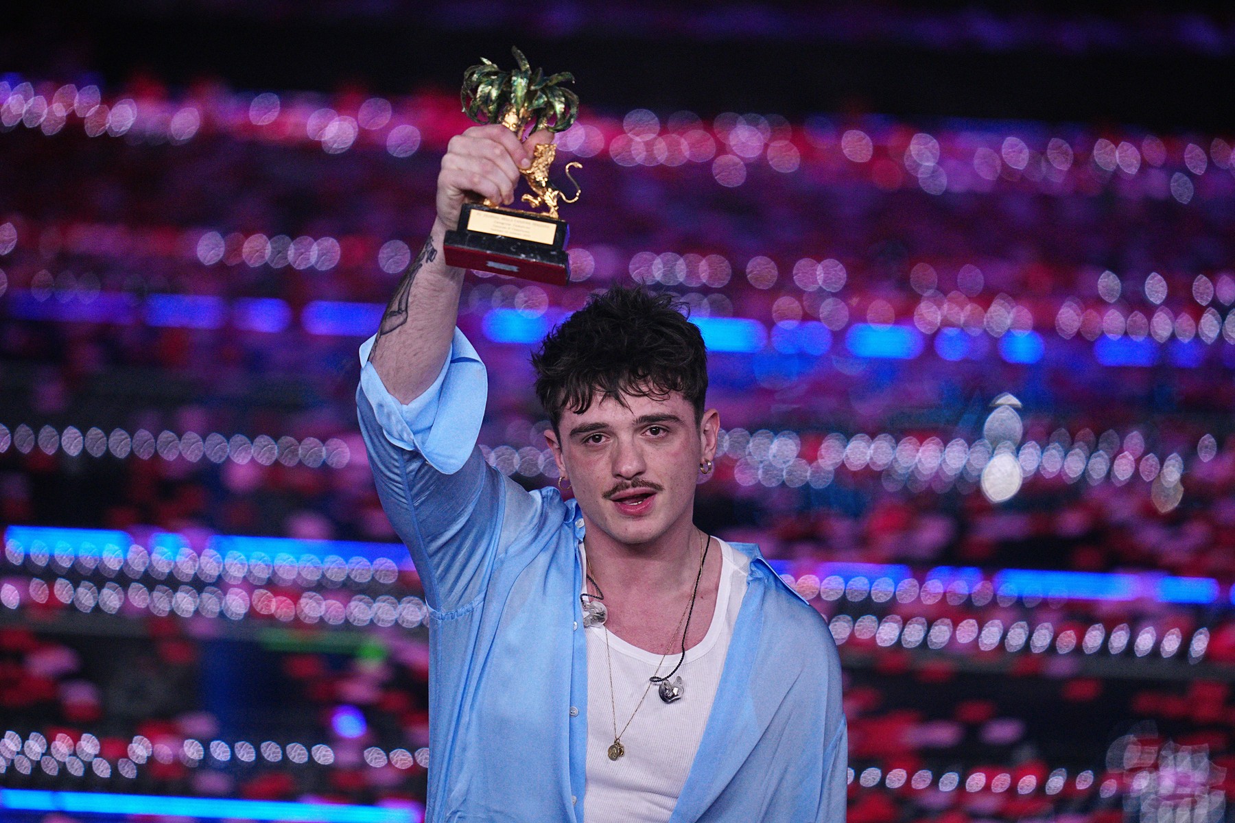 Festivalul de la San Remo, câștigat de Olly, cu piesa Balorda Nostalgia ...