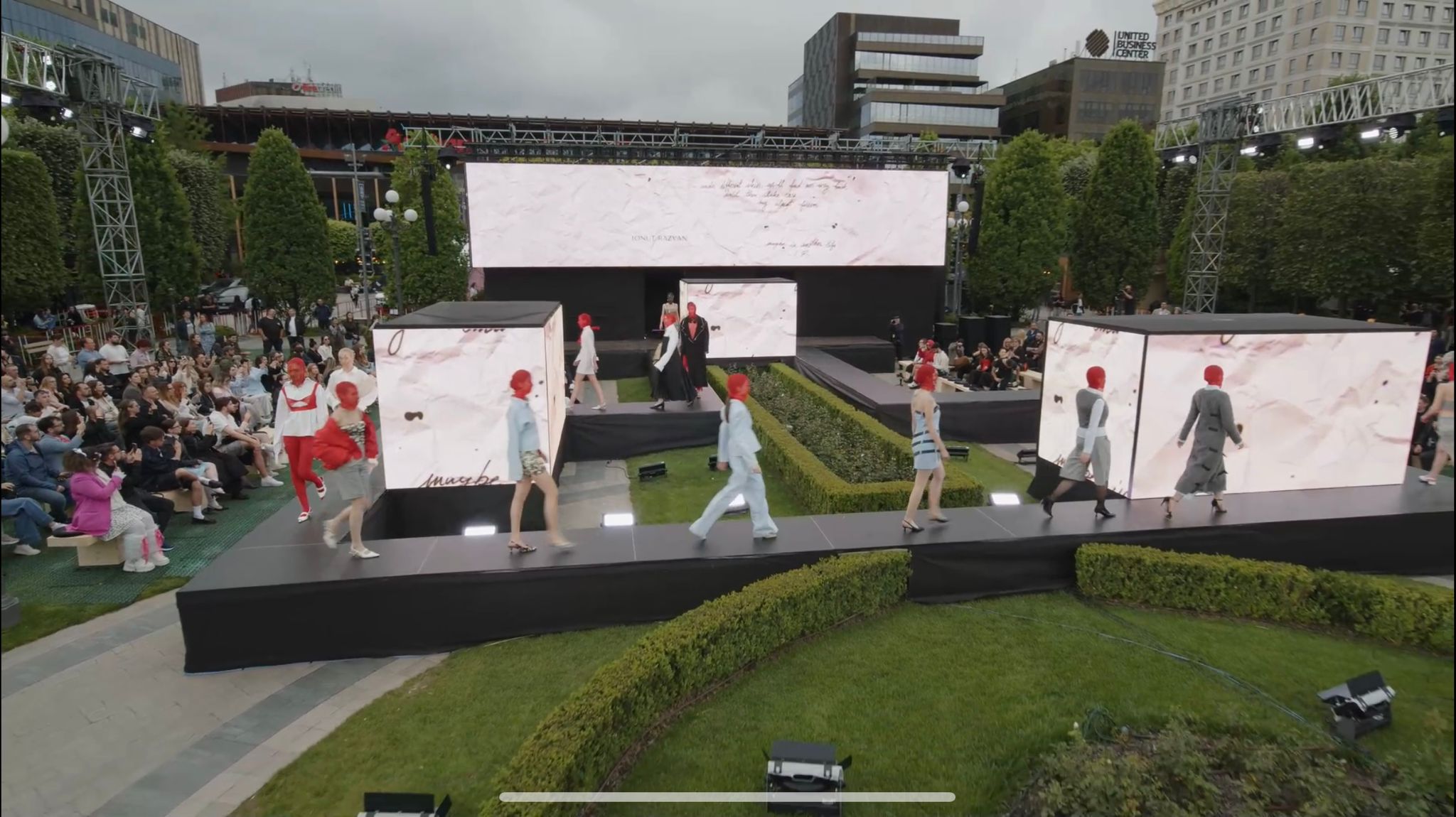 De la Tokyo la Romanian Fashion Week: Povestea designerilor români ...
