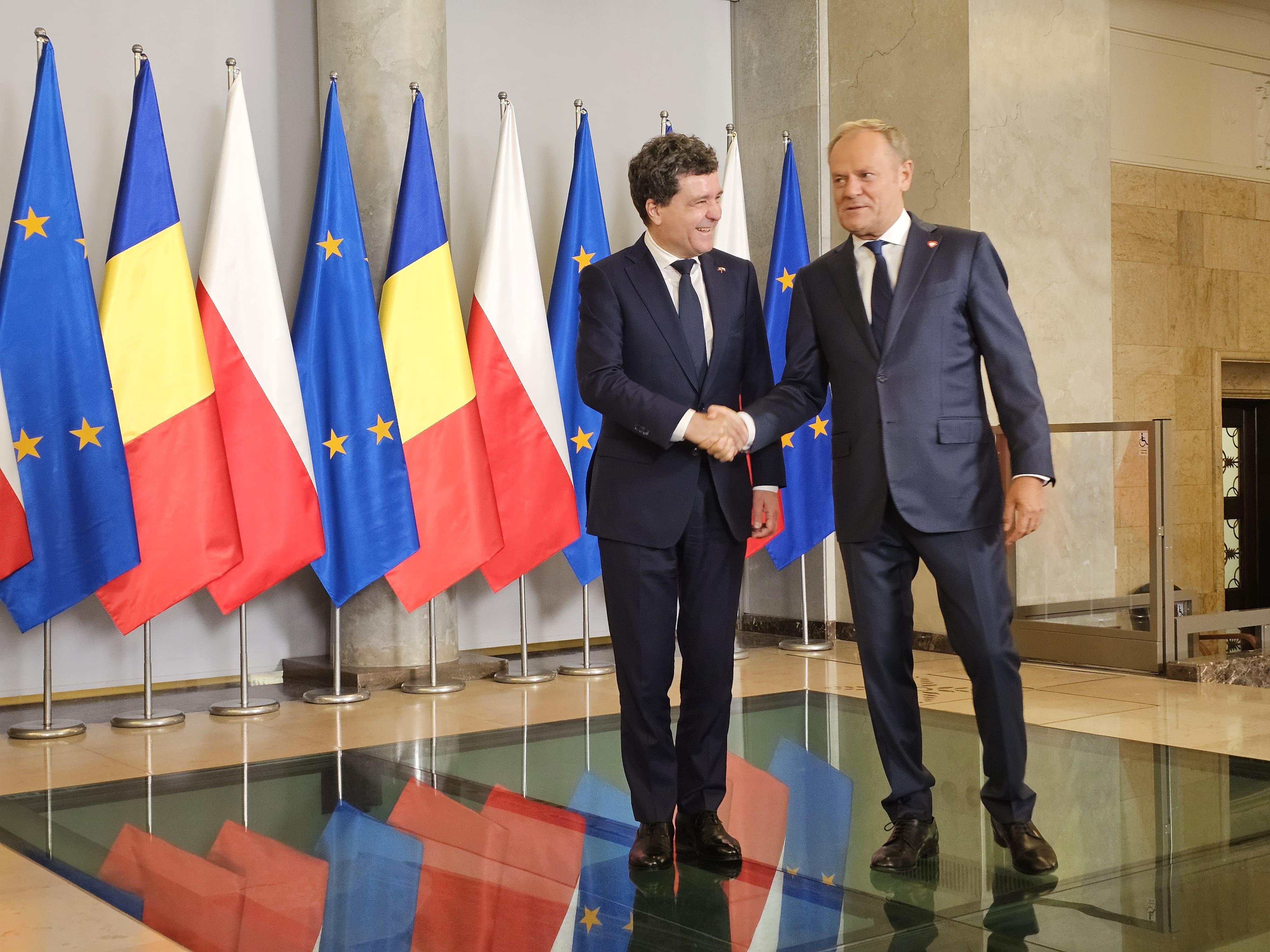 Primele imagini cu Nicușor Dan la Varșovia. A fost primit de Donald ...