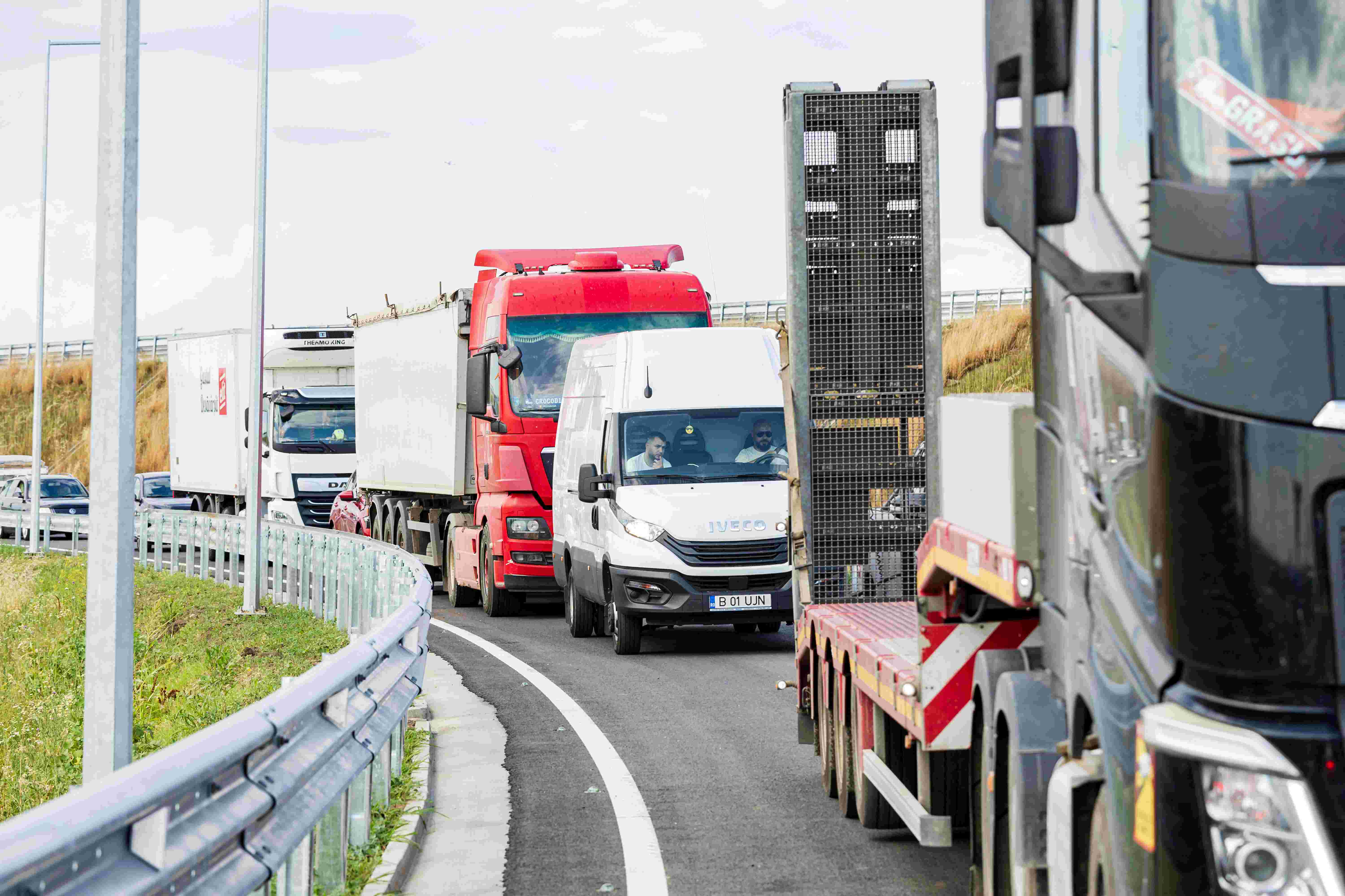 Autostrada A0 Sud este completă: AKTOR a dat în trafic Lotul 3 - HotNews.ro