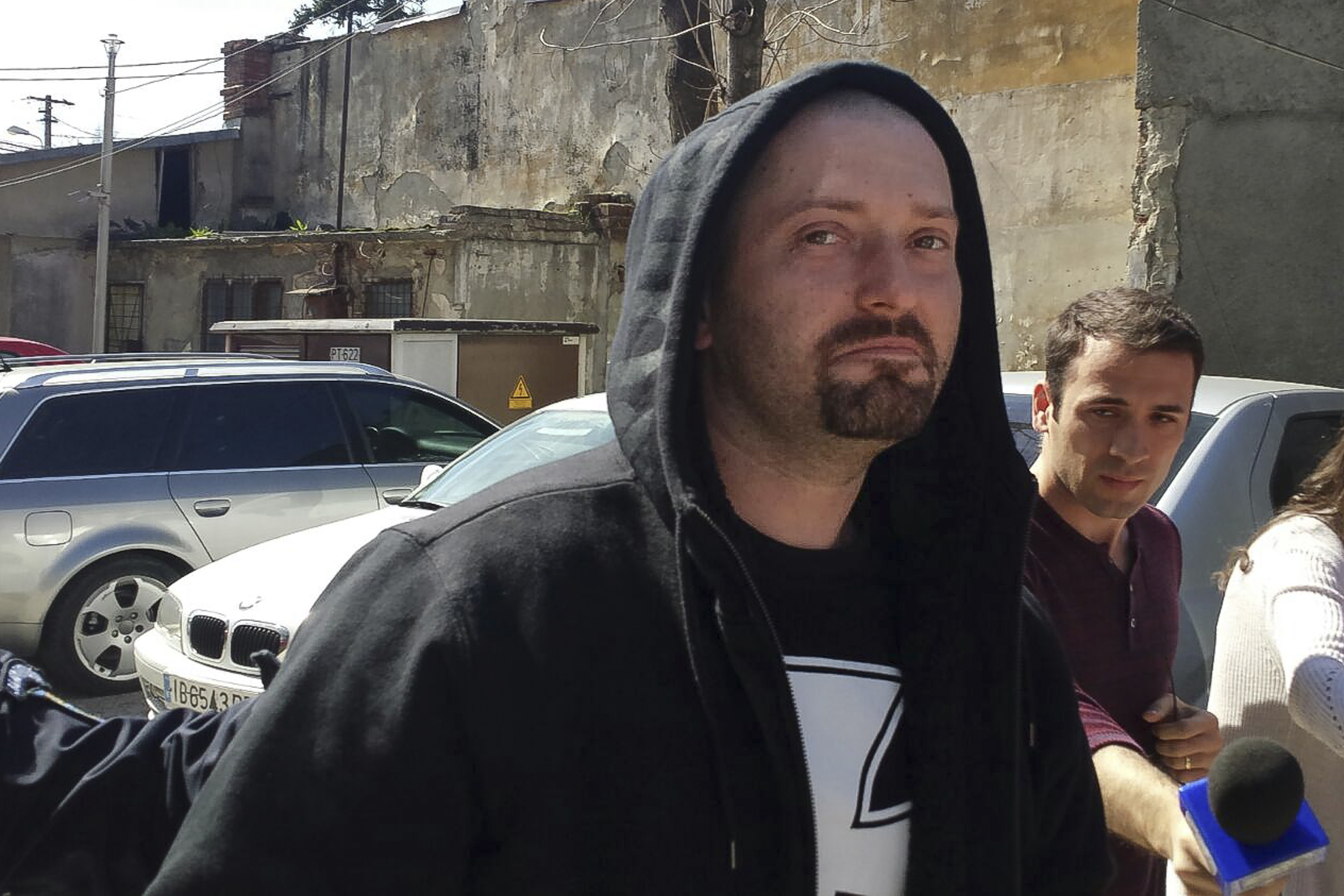 Cheloo, implicat într-un scandal la Catedrala Mântuirii Neamului. A ...