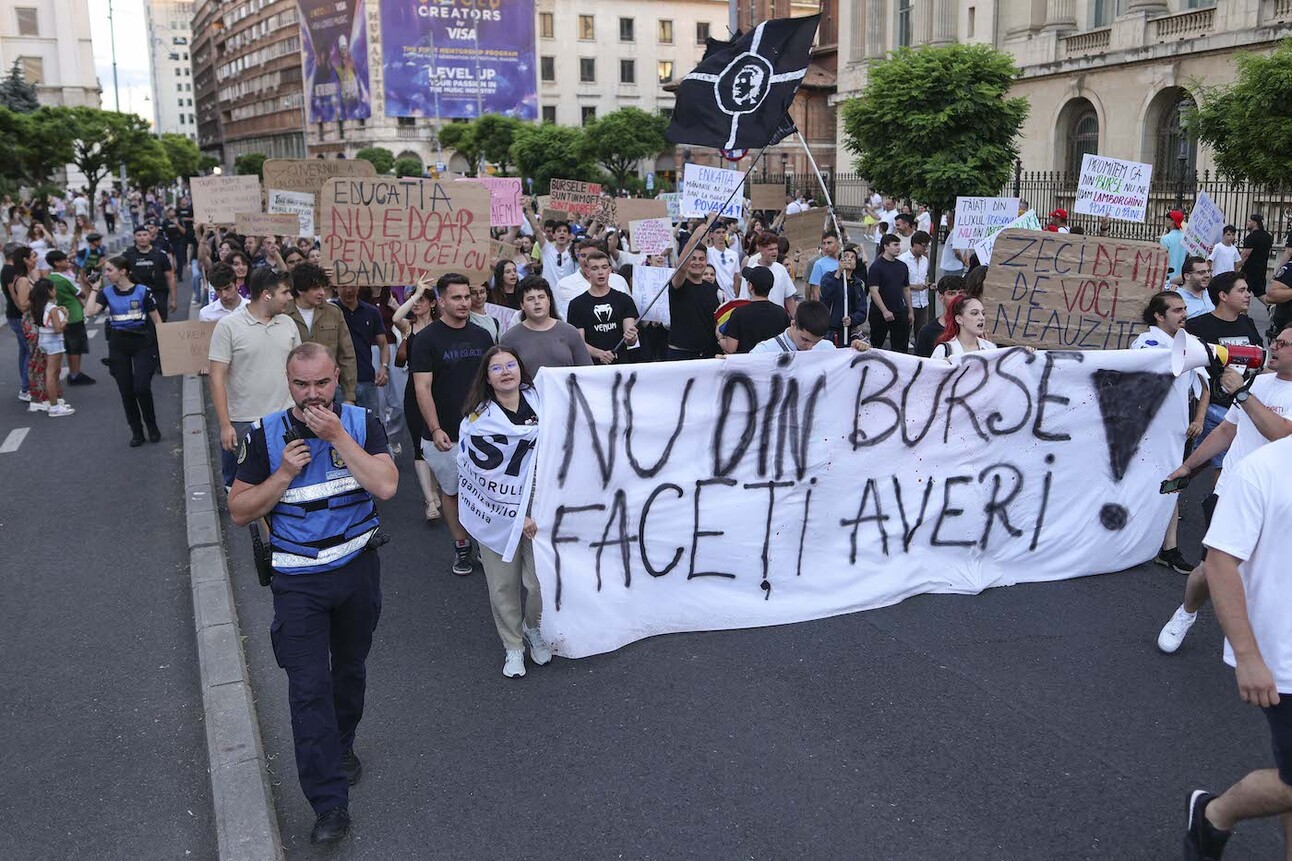 Nu sunt prea mulți bugetari, ci prea puțini oameni care muncesc ...