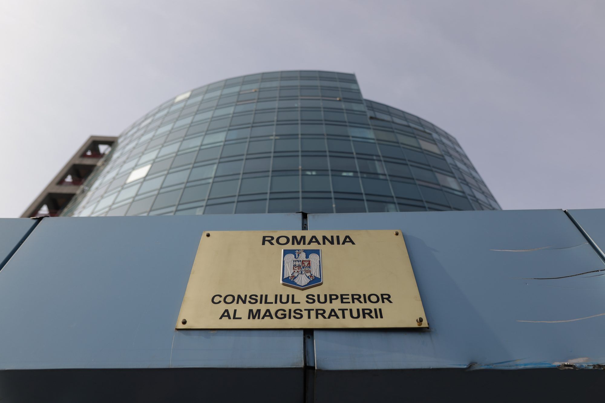 Au început interviurile la CSM cu procurorii propuși la şefia marilor ...