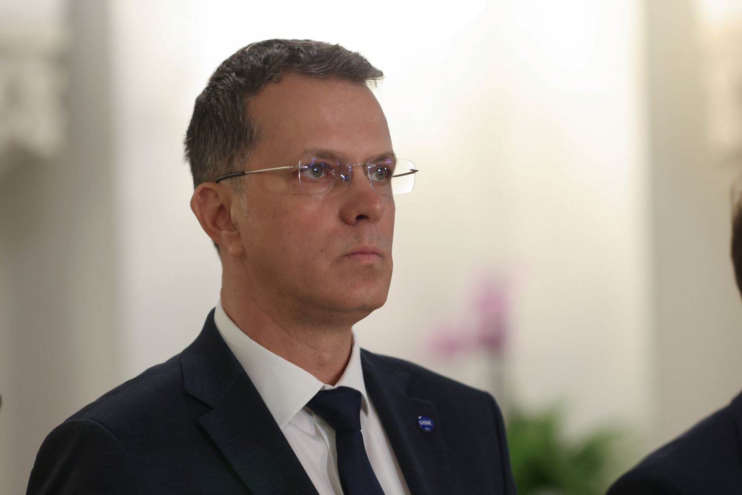 Ministrul român al Apărării spune că Rusia „vrea să distrugă Ucraina și ...