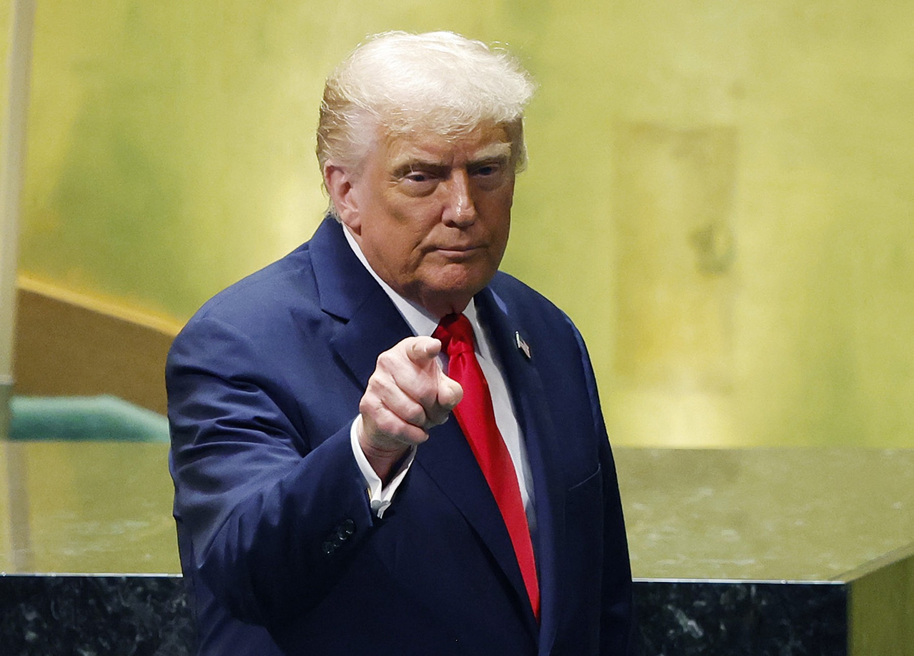 Donald Trump, pus la colț. „Cu tot respectul pentru actualii lideri ...