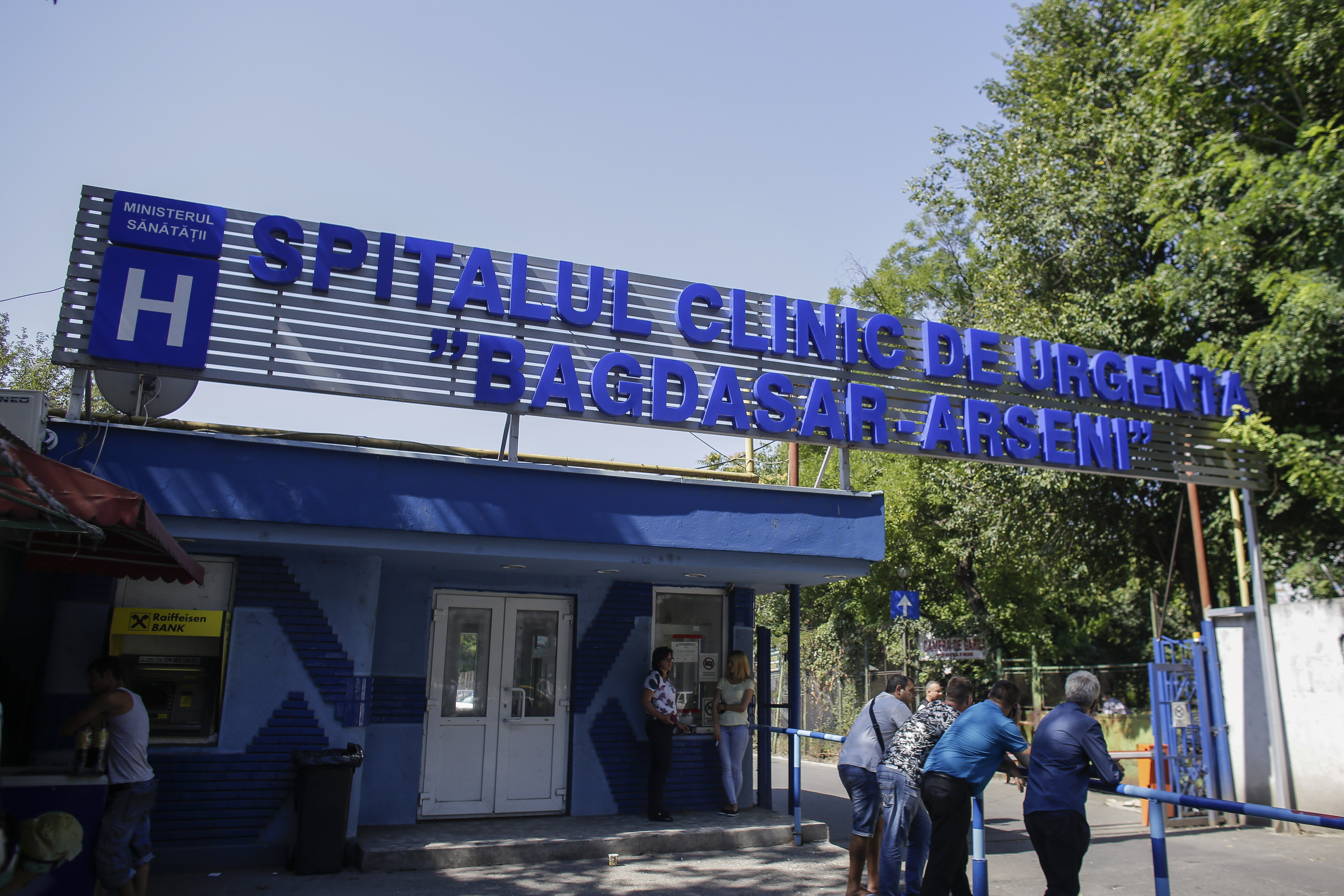 Percheziții la spitalul „Bagdasar-Arseni”. Doi medici, suspectați că nu ...