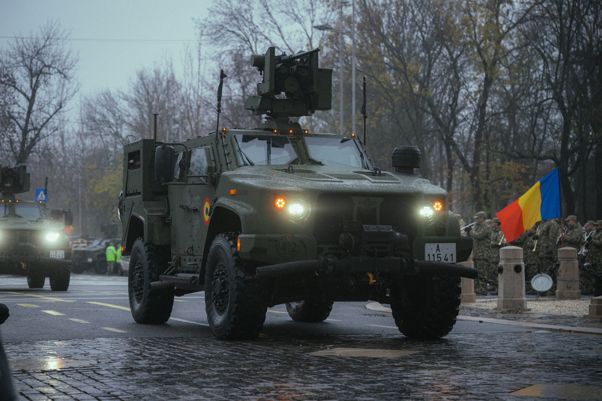 FOTO VIDEO Parada militară de 1 Decembrie, la Arcul de Triumf, în ...