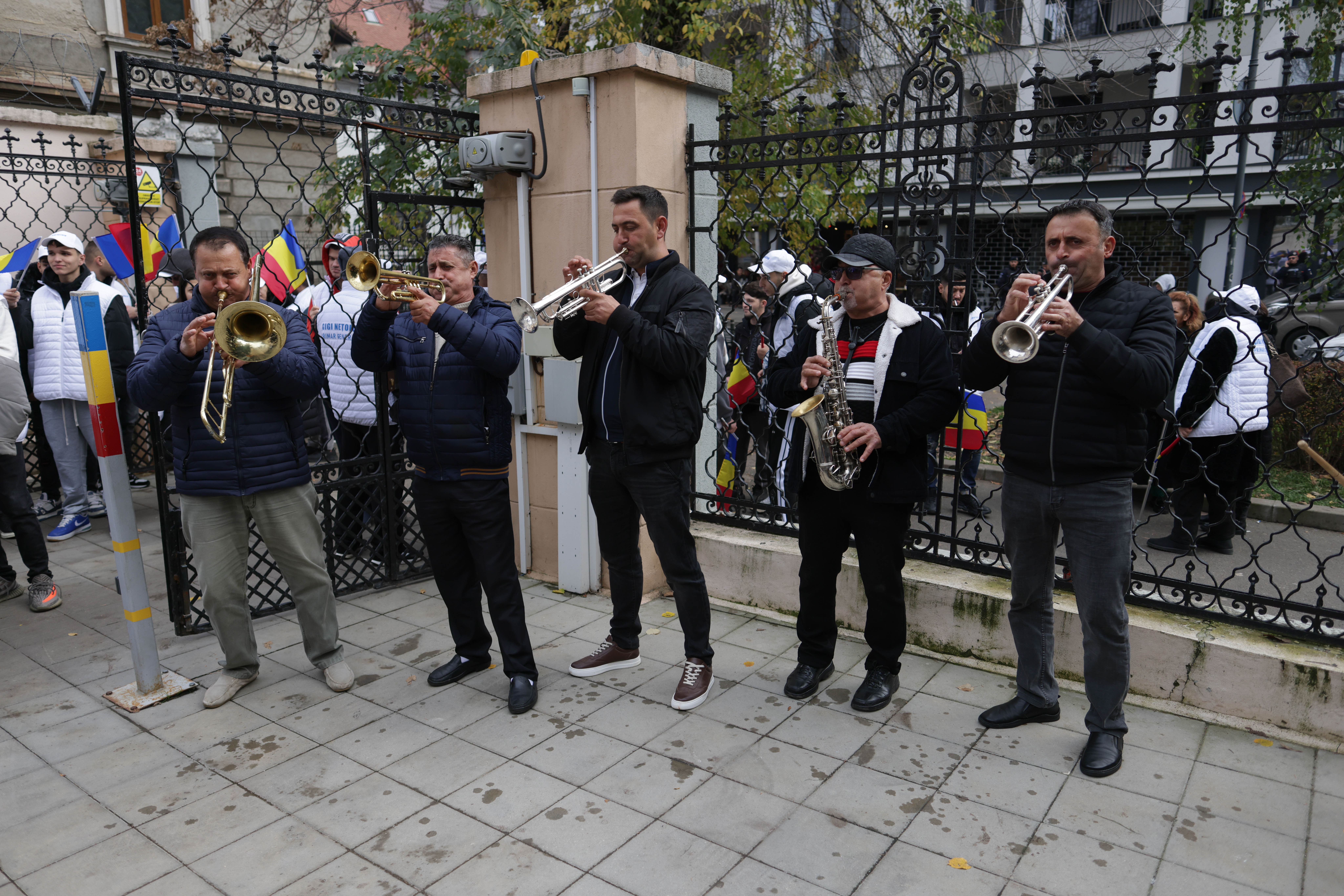 Gigi Nețoiu, Eugen Teodorovici și Dan Trifu și-au depus azi ...