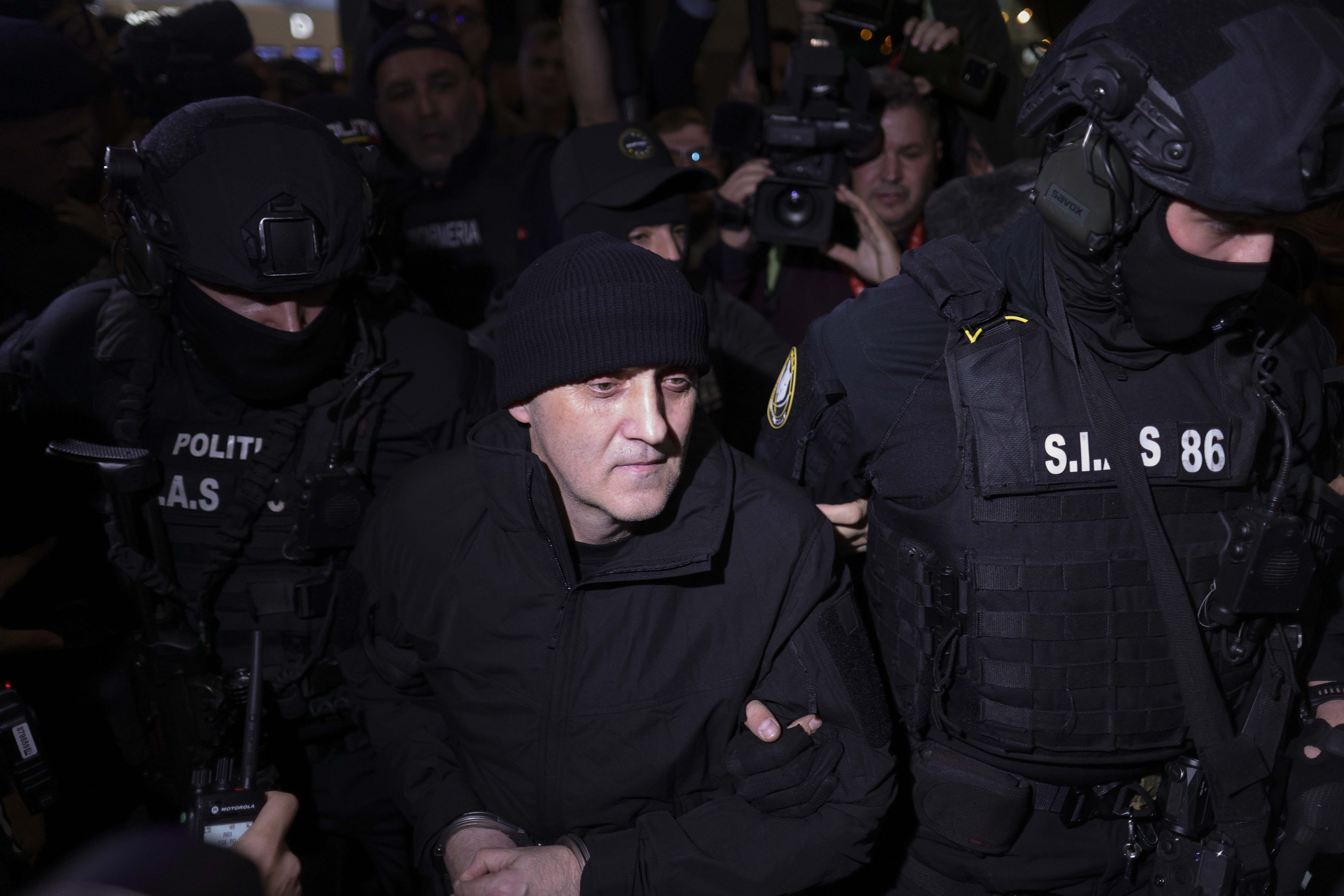 VIDEO Horațiu Potra a fost adus în România din Dubai. Șeful mercenarilor, fiul și nepotul lui ...