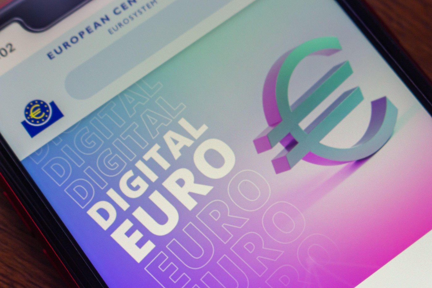 Consiliul UE susţine introducerea euro digital cu funcţionalitate atât ...