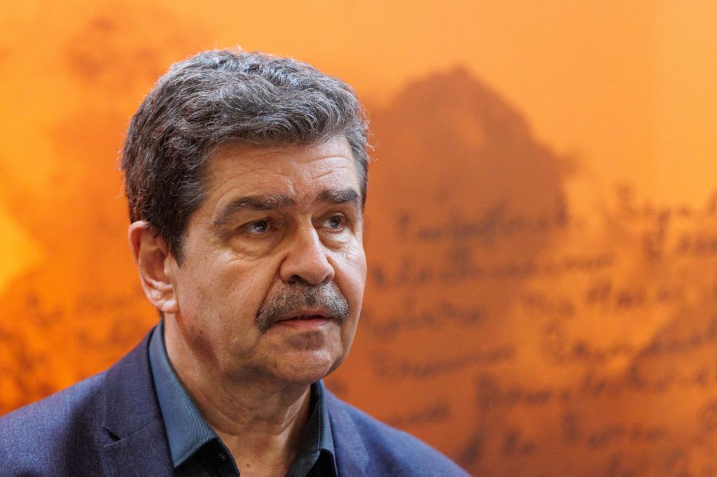 La puțin timp după atacul SUA asupra Venezuelei, un scriitor român a ...