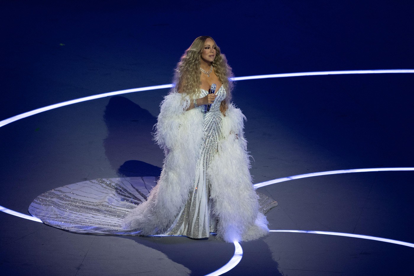 Misterul De Pe San Siro A Cântat Mariah Carey Live La Deschiderea